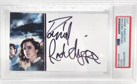 Daniel Radcliffe Autographs - HiCollectors