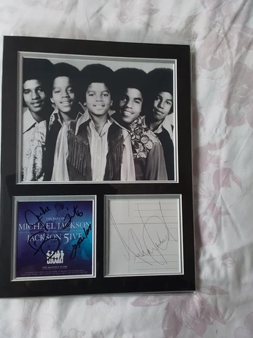 Michael Jackson Autographs - HiCollectors