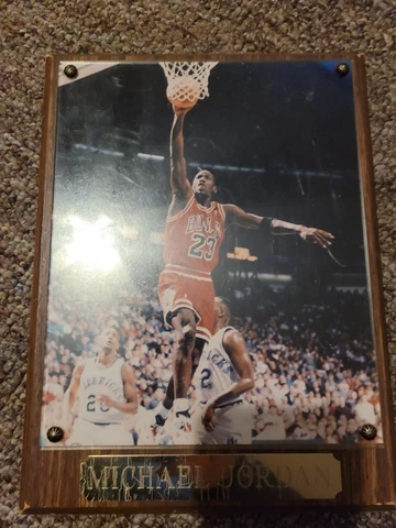 Michael Jordan Plaques - HiCollectors
