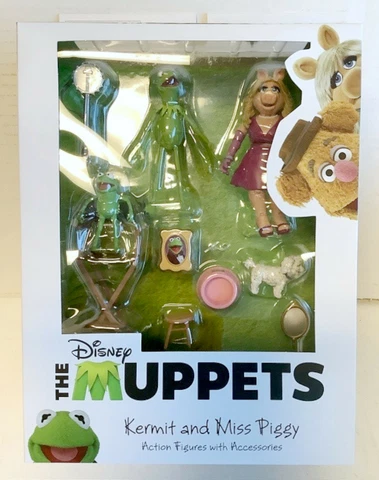 Miss Piggy Action Figures - HiCollectors