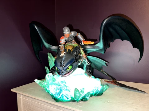 Toothless Action Figures - HiCollectors