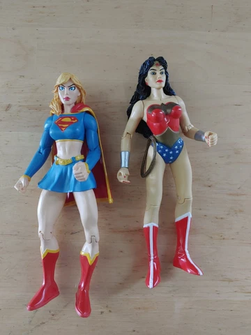 Superwoman Action Figures - HiCollectors